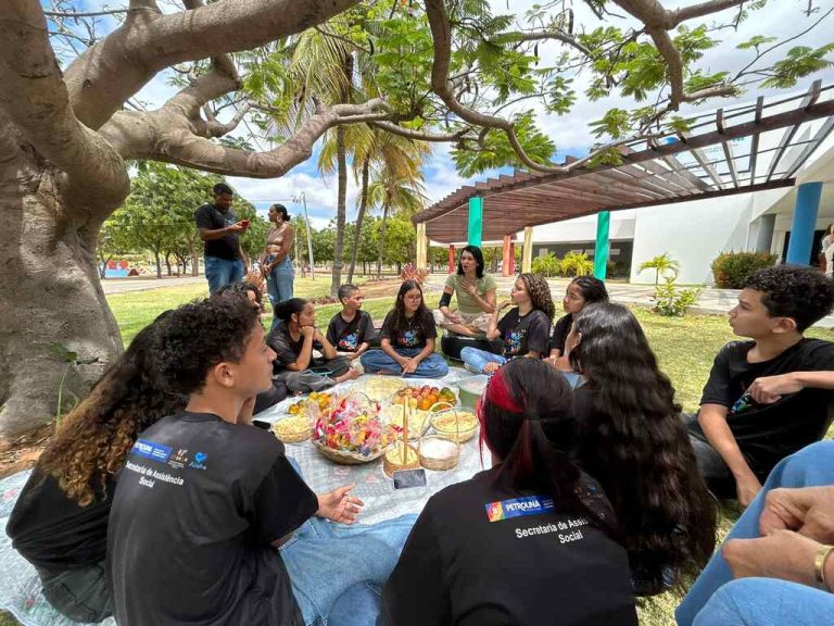 Adolescentes de Petrolina participam de encontro do Selo Unicef que ...